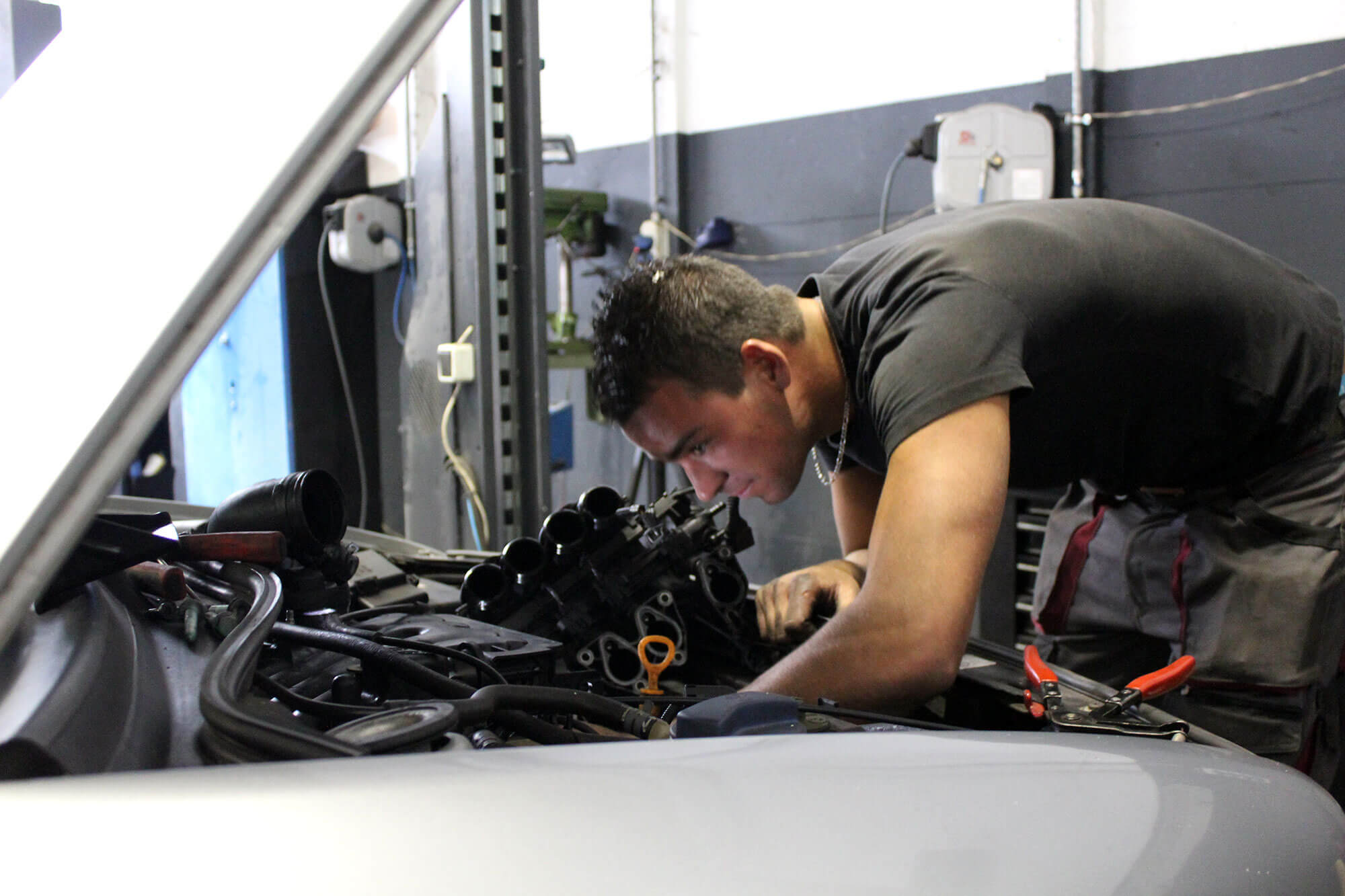 Auto reparatie • Auto Wassenaar IJmuiden